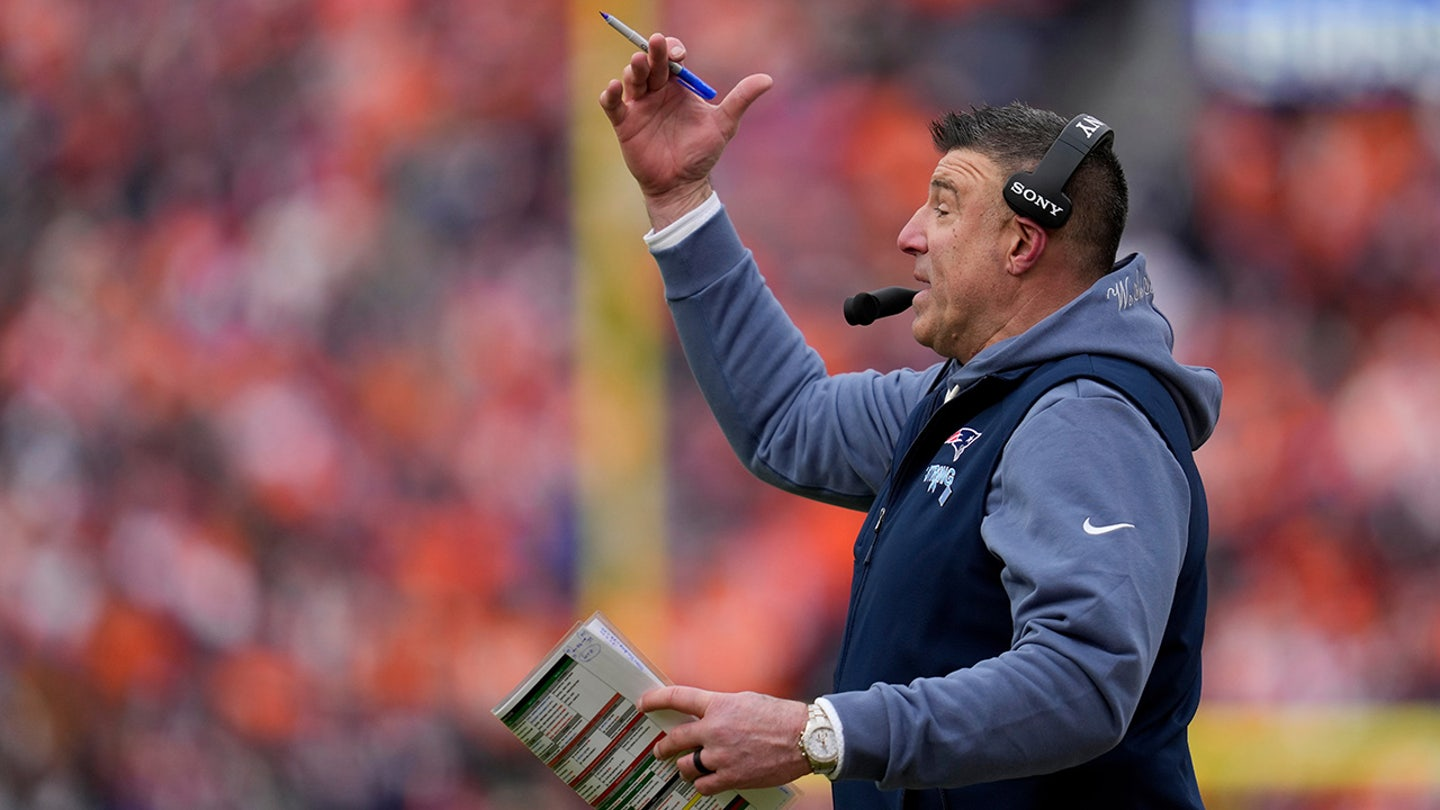 Mike Vrabel Statement on Patriots Photo Controversy - Mabumbe